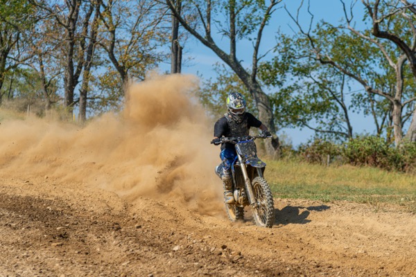 CreBee - 短视频矩阵跨平台多账号一键分发与数据统计工具